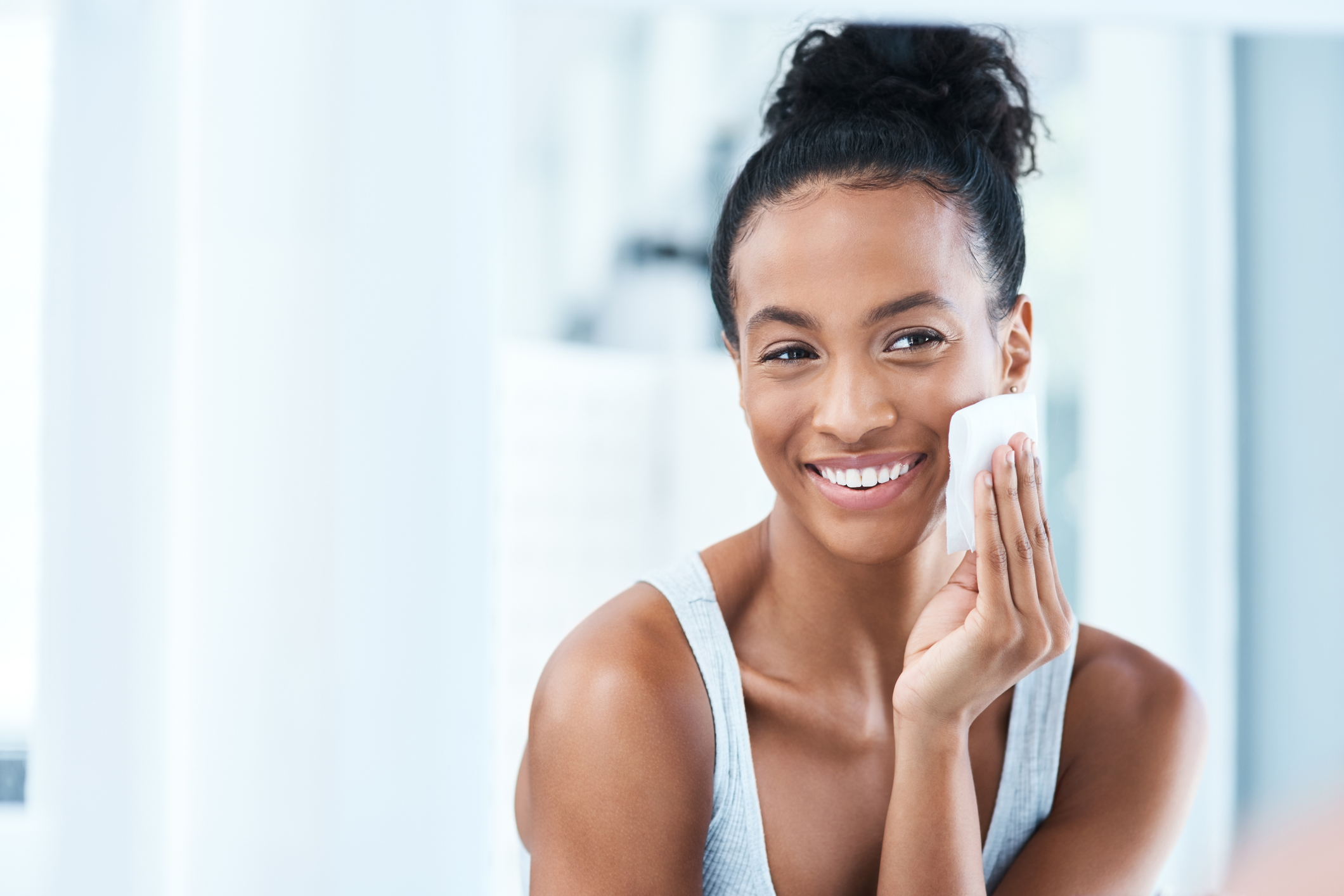 Give Yourself a Baking Soda Facial | Arm & Hammer